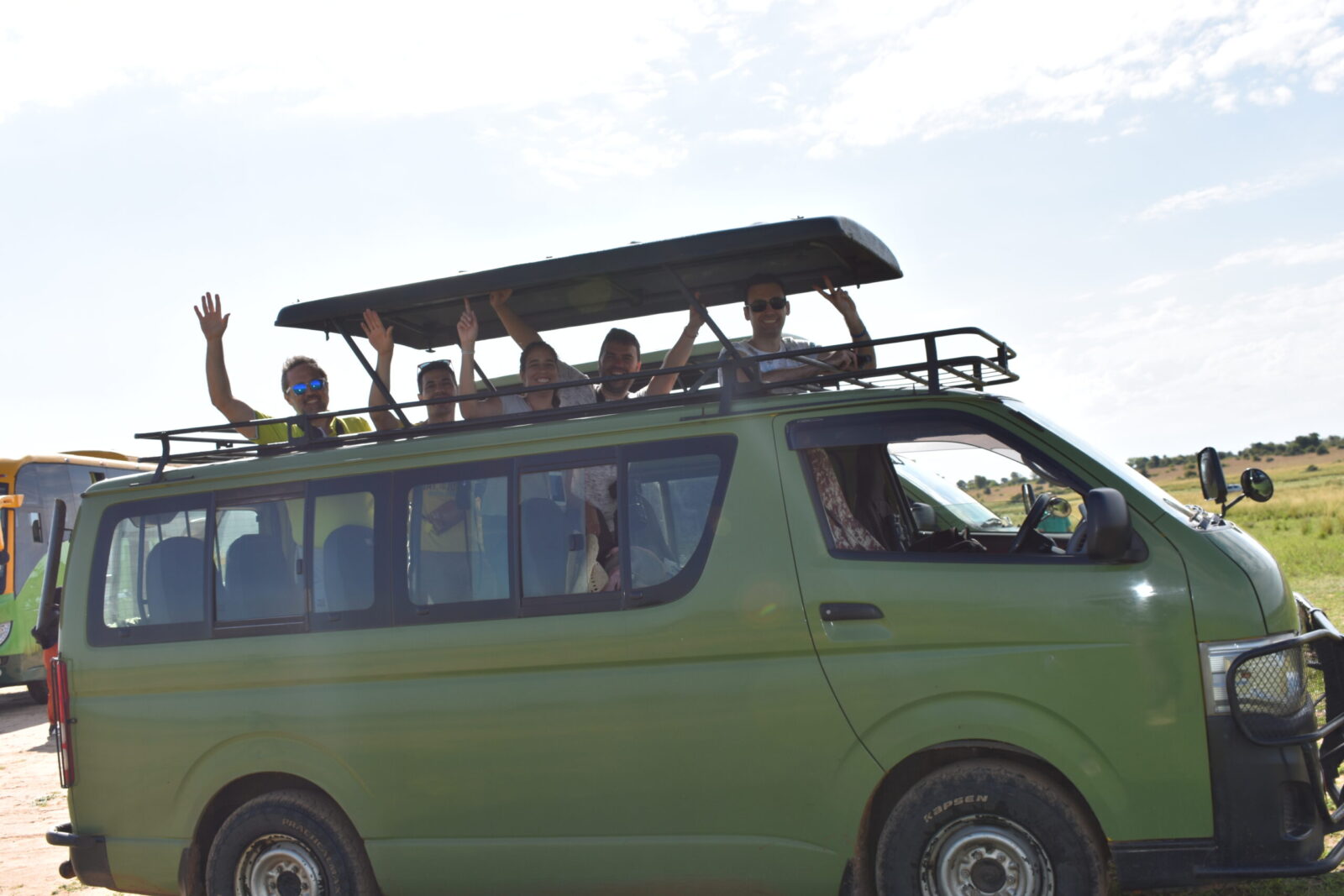 4×4 Uganda: The ultimate group tour guide - Jungle Car Rental & Self Drive